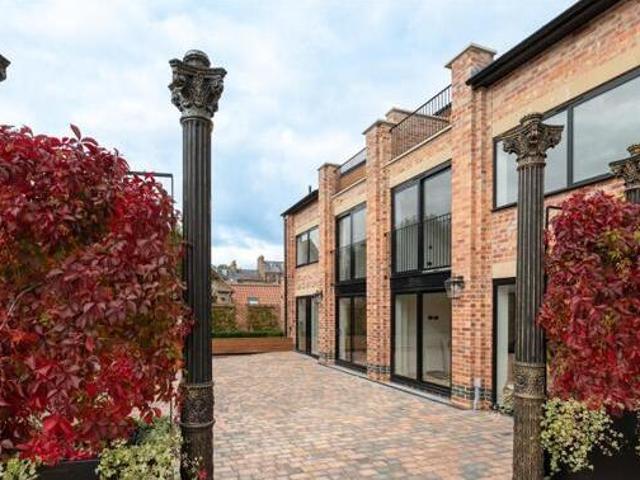 Marygate Mews, Bootham, 3 Bedroom Town