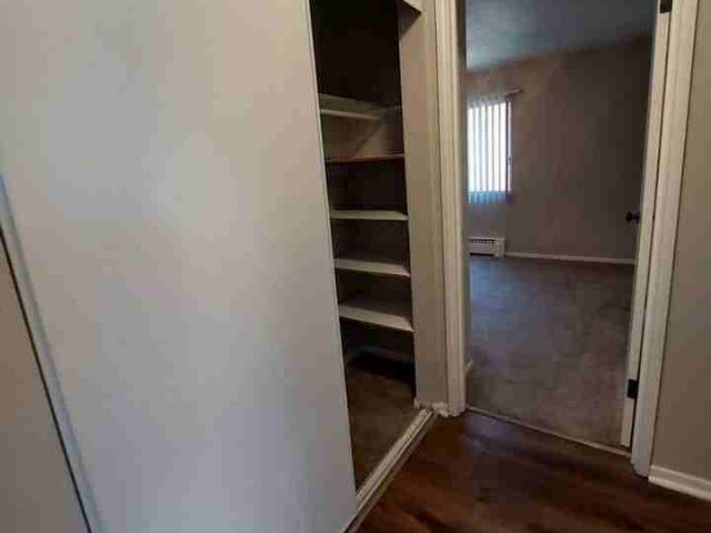 Marydale Lakeview Apartments 1 Bedroom Apartment for Rent at 1164 1164/1184 Mackubin Street, Roseville, MN 55117 Roseville