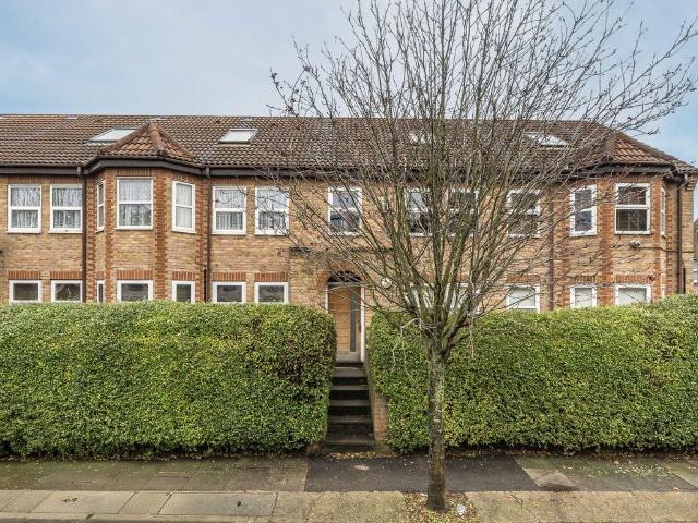 Maryland Park, Stratford E15, 2 bed flat to rent, £2,250 pcm | PrimeLocation