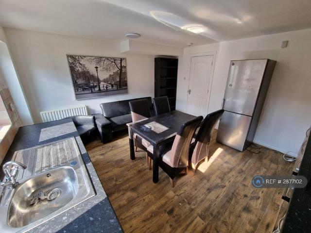 Maryland Road, London, E15 5 bed terraced house to rent £4,600 pcm £1,062 pw
