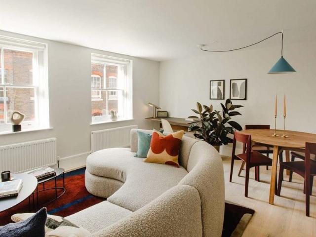 Marylebone Lane 2 bed apartment to rent £12,588 pcm £2,905 pw