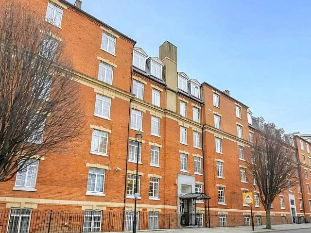 Marylebone, London W1H 1 bed apartment to rent £2,700 pcm £623 pw