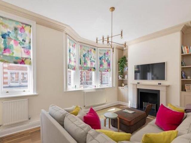 Marylebone Street, London, 2 Bedroom Flat