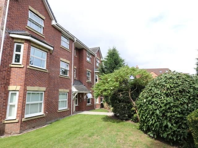 Maryport Drive, Timperley WA15, 2 bed flat to rent, £1,100 pcm | PrimeLocation