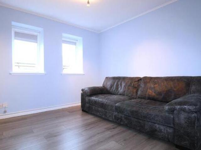 Marywell Street, Top Floor, 1 Bedroom Flat