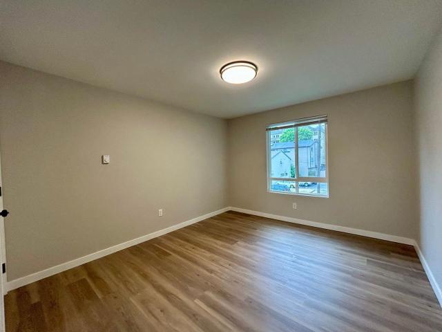 Mar Ella 10 unit 1 Bedroom Apartment for Rent at 3055 Ne 140th St, Seattle, WA 98125 Lake City