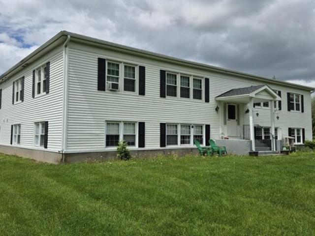 Mar Val Ter Apt B, Winslow, Condo For Sale
