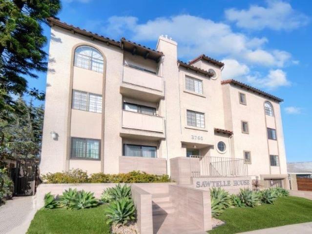 Mar Vista Apartment Roommate Wanted!