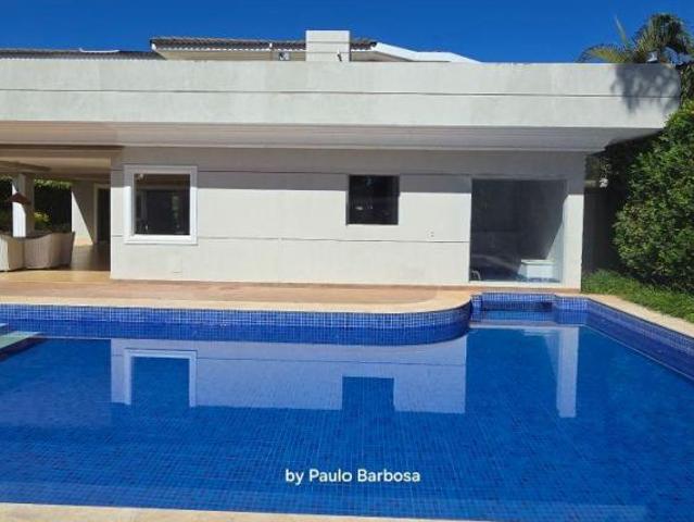 MARAVILHOSA CASA MANSÃO QL 14 LAGO SUL 5 SUÍTES PLENAS ESPAÇO GOURMET ESCRITÓRIO PISCINA 7 VAGAS