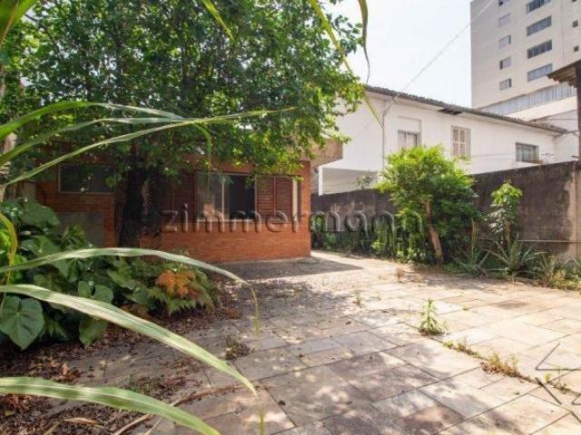 MARAVILHOSA CASA NO ALTO DA LAPA, PRÓXIMO AO PARQUE VILA LOBOS