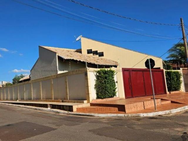 Maravilhosa casa no Jardim TV Morena