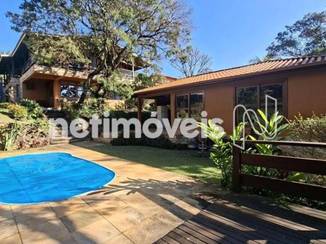 Maravilhosa casa no Retiro do Chalé, na paz, para curtir filhos e netos no mato