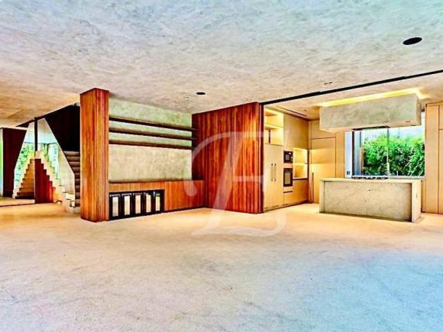 Maravilhosa Casa,Nova, à Venda 5suites,R$ 30.000.000 no Jardim América São Paulo