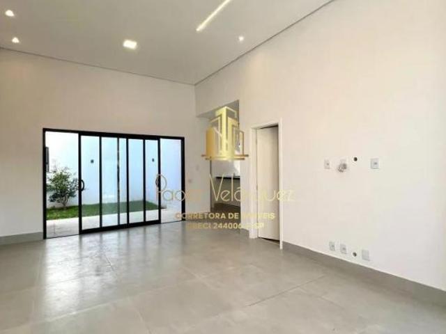 Maravilhosa Casa à Venda 3 Quartos 250 m² Vinhedo SP