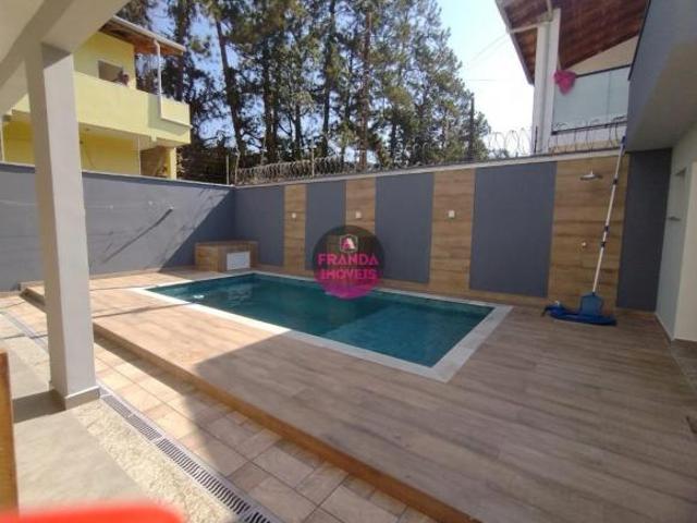 Maravilhosa Casa à Venda em Condomínio Fechado, bairro Horto Ubatuba/SP!