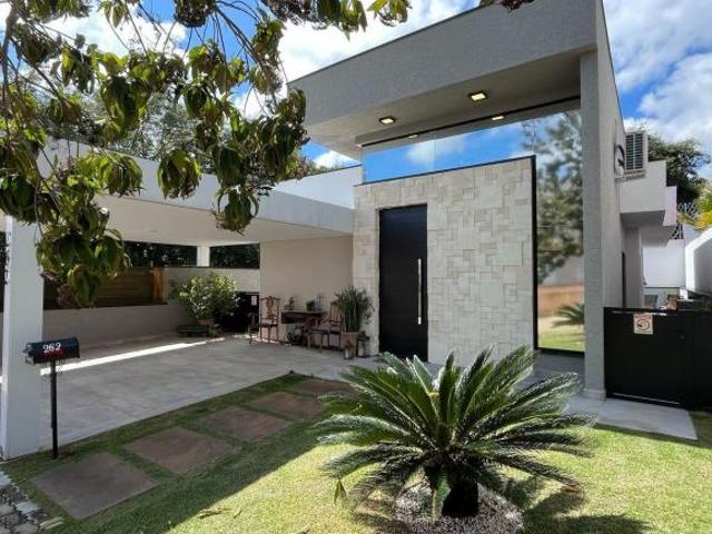 Maravilhosa casa á venda no Condomínio Terras de Atibaia I em Atibaia SP