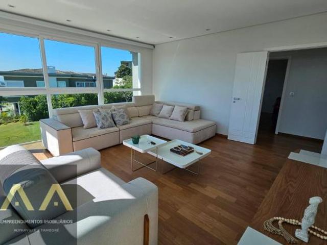 MARAVILHOSA CASA ALPHAVILLE, 4 SUÍTES, OPRTUNIDADE, COMPLETA, LINDA VISTA!