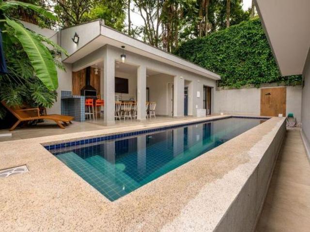 Maravilhosa Casa alto padrão p/venda c/340m2 e 05 suites Brooklin