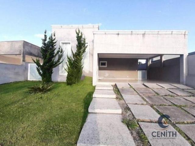 Maravilhosa Casa com 3 dorms/2sts, cozinha integrada, piscina, lazer!