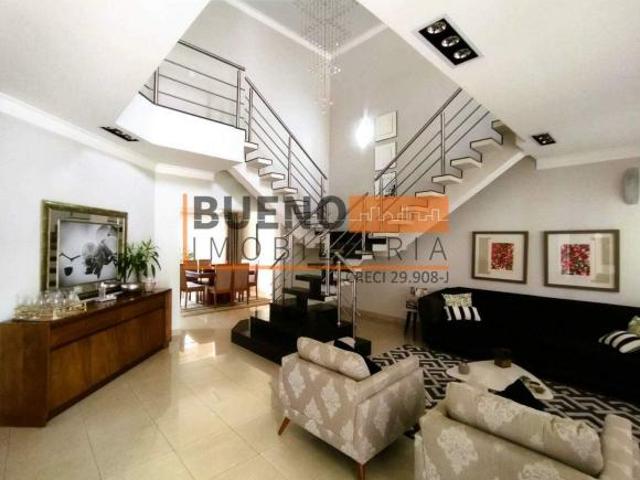 Maravilhosa casa com 3 quartos à venda, 372 m² de terreno por R$ 1.480.000 Jardim Primavera Sant