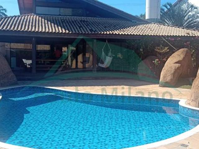 Maravilhosa Casa de Campo em Condomínio de Itupeva