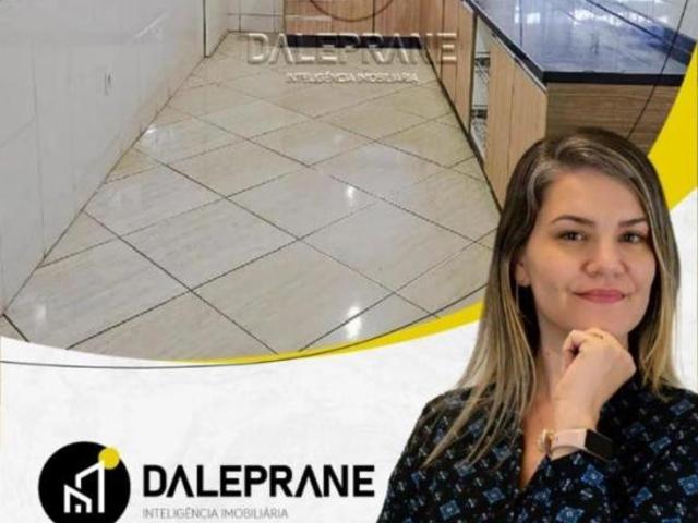 MARAVILHOSA CASA DE 3 QUARTOS, COM SUÍTE, TODA NA LAJE!