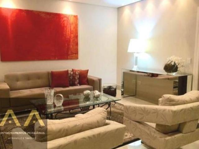 MARAVILHOSA CASA EM ALPHAVILLE, 4 SUÍTES, COMPLETA!
