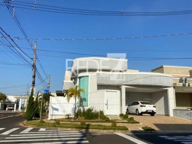 Maravilhosa Casa em Condomínio à Venda em Hortolândia SP, Parque Olívio Franceschini: 3 Quartos, 1 S