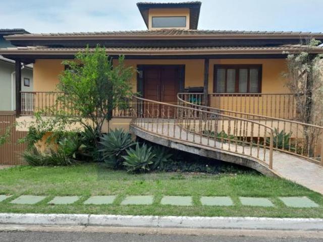 Maravilhosa Casa em Condomínio em Jundiaí!