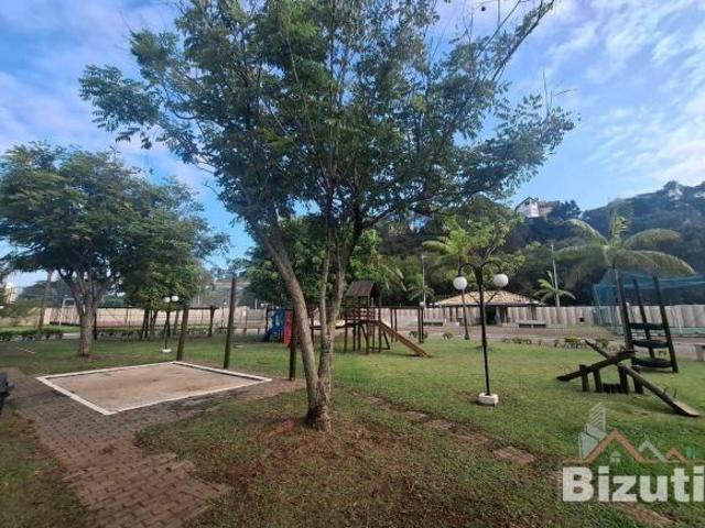 Maravilhosa casa em Condomínio próxima da UNIP