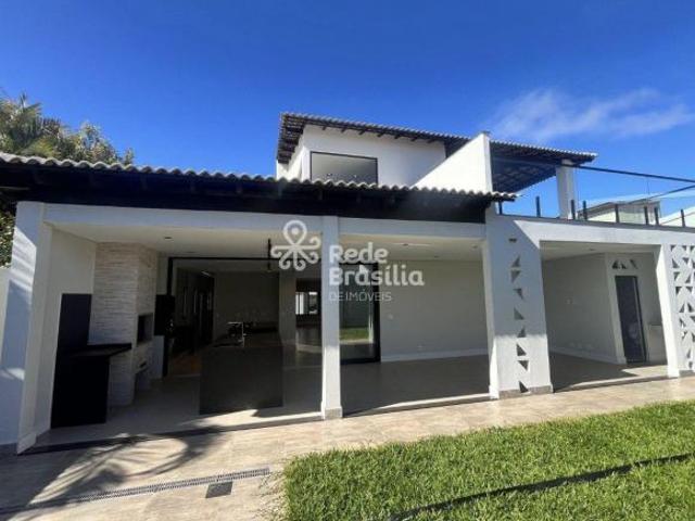 MARAVILHOSA CASA FINO ACABAMENTO NA REGIÃO DOS LAGOS, CONDOMINIO RK, SOBRADINHO