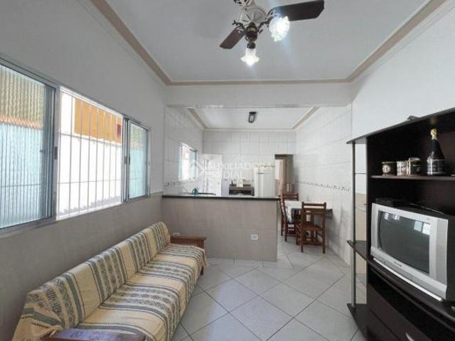 Maravilhosa casa geminada no Maracanã, Praia Grande/SP