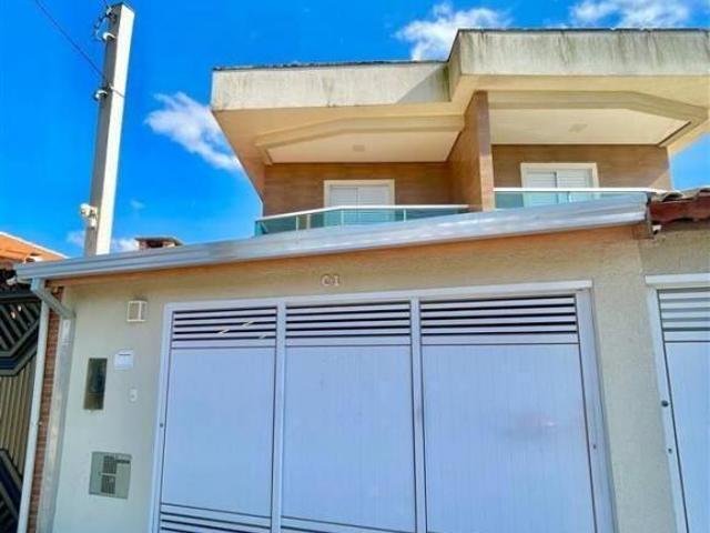 Maravilhosa Casa Geminada 2 Quartos no Maracanã, Praia Grande