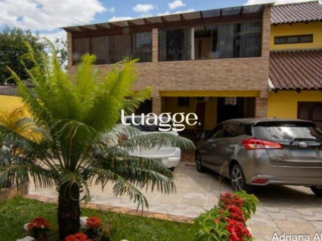 Maravilhosa Casa Residencial no Partenon, Porto Alegre, Rio Grande do Sul!
