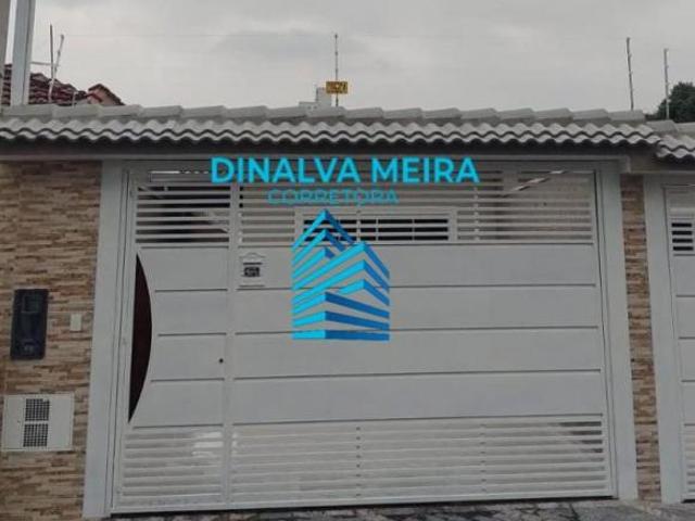 Maravilhosa casa térrea a venda com 90 m² de área construída, 3 dormitórios sendo 1 suíte e 2 vaga
