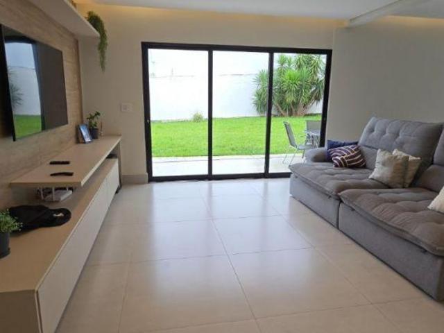 MARAVILHOSA CASA TÉRREA: COND. RESIDENCIAL VITÓRIA: SHA – C.A. VEREDA DA CRUZ!