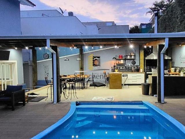 Maravilhosa casa venda Residencial 3 c/ 3 suítes + automação de iluminação