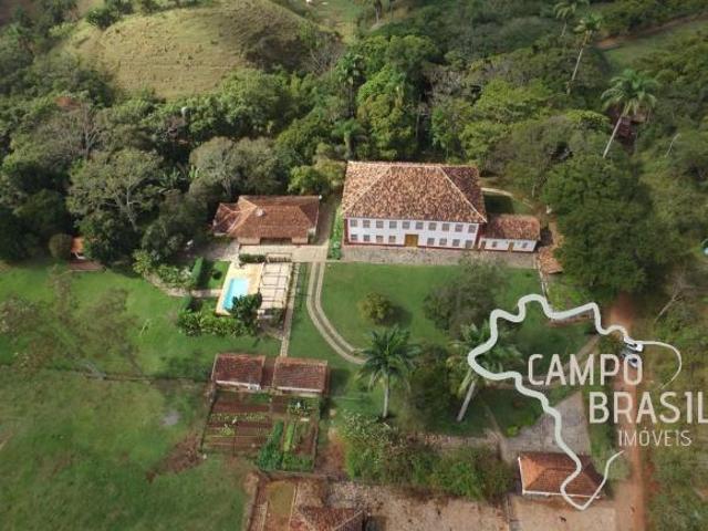 MARAVILHOSA FAZENDA COM CASA CENTENÁRIA EM BANANAL SP !