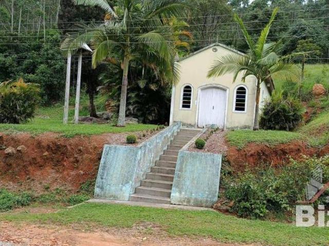 Maravilhosa fazenda encravada na Serra do Japi