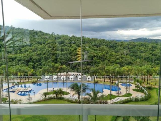 Maravilhoso apartamento venda Ed. The Penthouses Alphaville