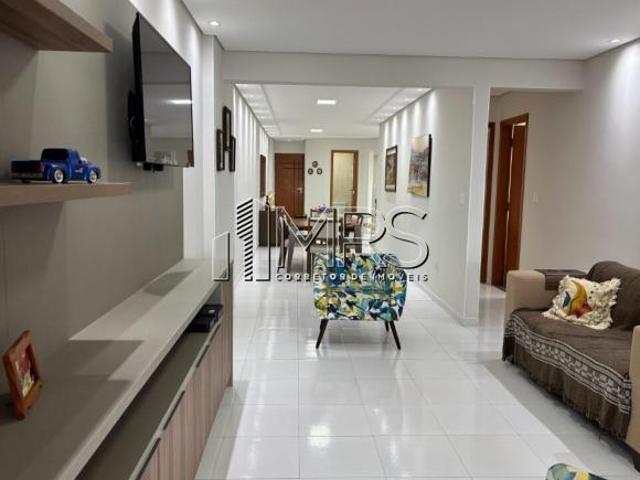 Maravilhoso Apartamento Alto Padrão na Aviação com 3 Suítes e Vista para o Mar