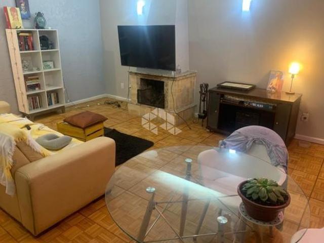 Maravilhoso apartamento com 3 dormitórios na Cidade Baixa