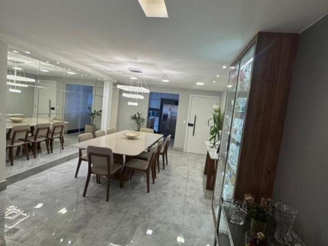 Maravilhoso Apartamento com 155m 3 Suites com Super Padrão Varanda a Carvão 3 Vagas Lindão