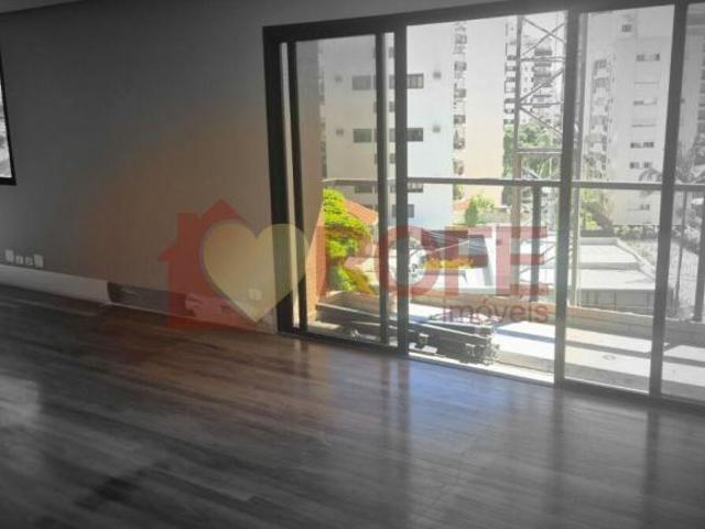 Maravilhoso Apartamento com 248m² 4 Suites 4 vagas Fora de rota Lazer totalpto