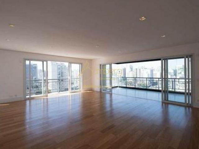 Maravilhoso Apartamento Com 4 Dormitórios No Itaim. Lindo e Sofisticado