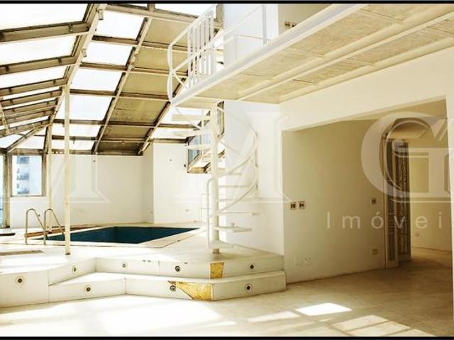 Maravilhoso apartamento com 4 quartos localizado na Santa Cecilia