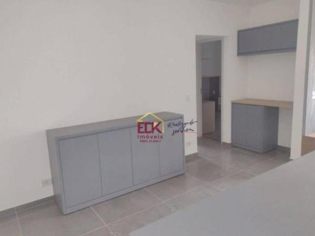 Maravilhoso Apartamento com sacada gourmet próximo a Martim de Sá