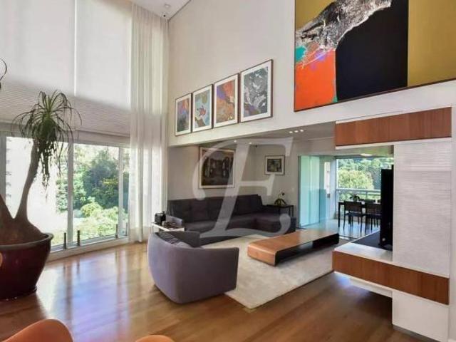 maravilhoso apartamento duplex de 3 suites no coração do Morumbi