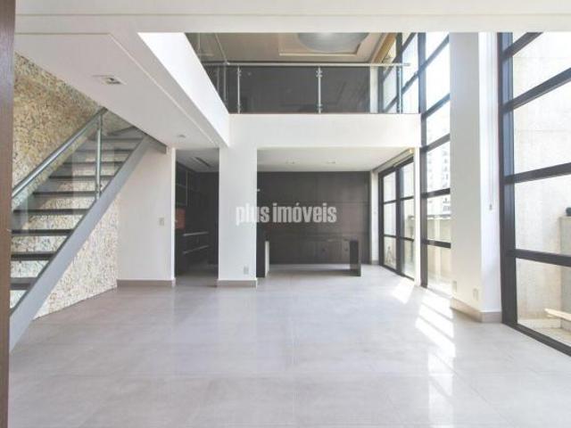 Maravilhoso apartamento duplex Vila nova conceição