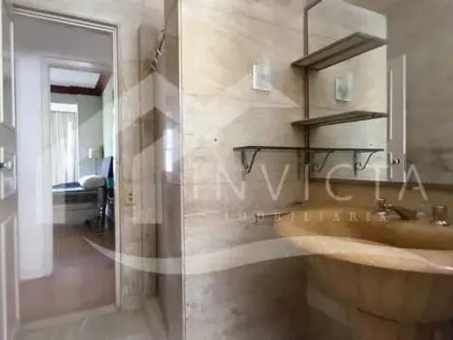 Maravilhoso apartamento em rua nobre de copacabana com vaga na escritura